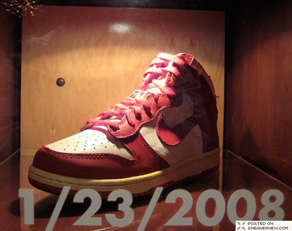 Nike Be True Display - Vintage Dunks & Terminators - SneakerNews.com