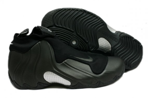 Nike Air Flightposite Retro - Black/Metallic Silver - SneakerNews.com