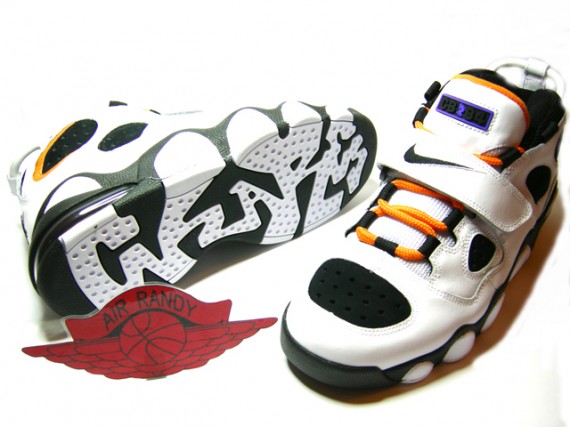 Nike CB34 Sir Charles - White/Black/Carrot - SneakerNews.com