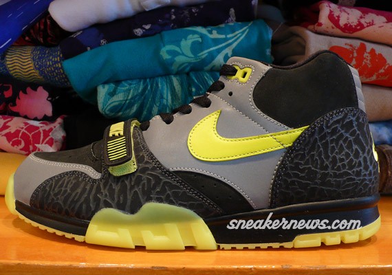 Nike 112 Pack - Air Force 1 - Air Max 1 - Air Trainer 1 - Release ...