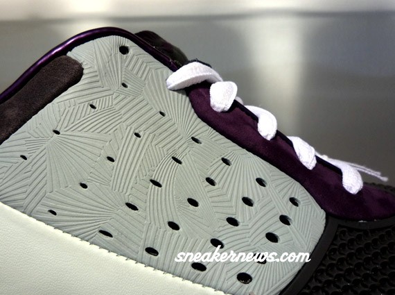 Nike SB Zoom Tre A.D. - Midnight Fog - White - Raisn - SneakerNews.com