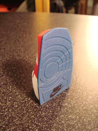 Nike Be True Dunk USB Thumb Drive - SneakerNews.com