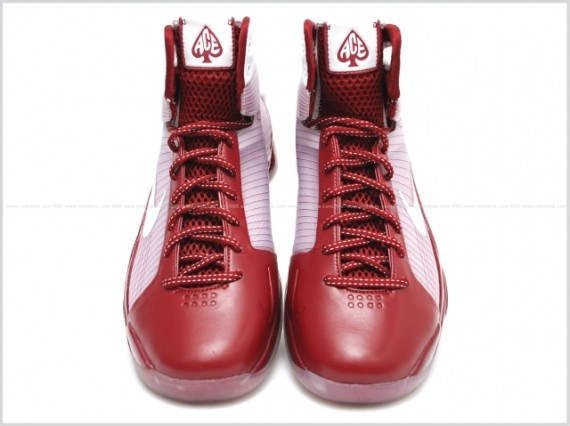 Nike Hyperdunk Supreme - Kobe Bryant - Lower Merion Aces - SneakerNews.com
