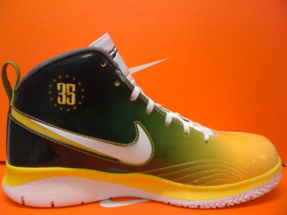 Nike KD1 - Career Pack - SneakerNews.com