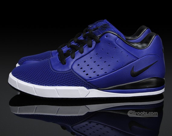 Nike Zoom Tre A.D. - Royal - SneakerNews.com