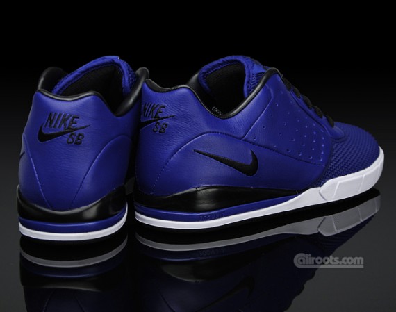 Nike Zoom Tre A.D. - Royal - SneakerNews.com