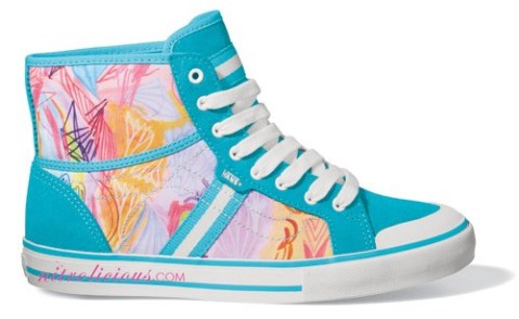 Kime Buzzelli x Vans Wellesly Womens - June 2009 - SneakerNews.com