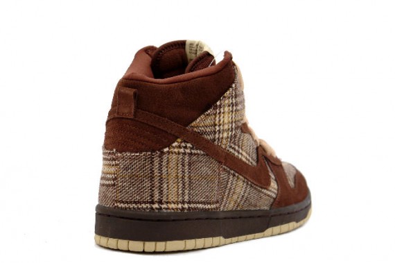 Nike Dunk High Pro SB - Tweed Pack High - Baroque Brown - Mushroom ...