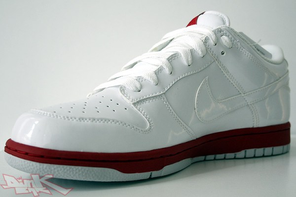 Nike Dunk Low - Patent Leather Pack - Fall 2009 - SneakerNews.com
