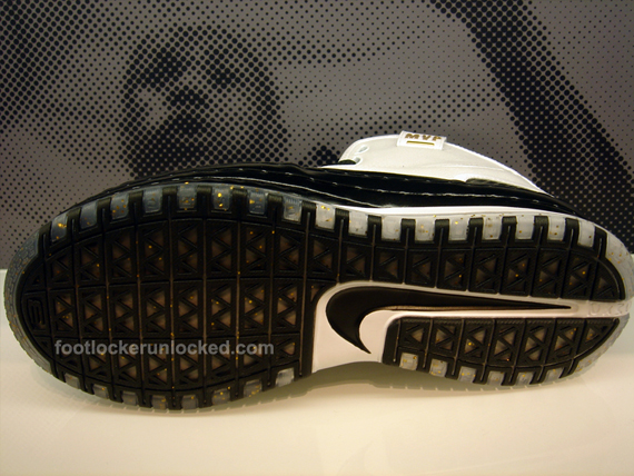 Nike Zoom LeBron VI MVP @ House of Hoops - SneakerNews.com