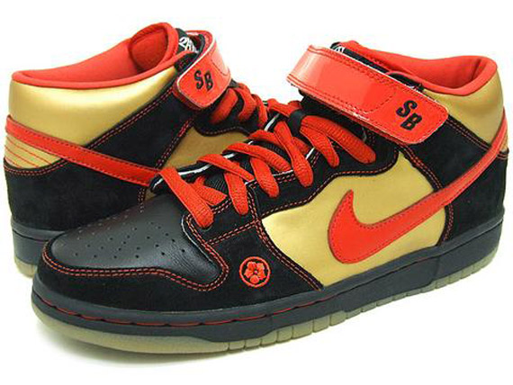 Nike Dunk Mid Pro SB - Money Cat Mid - Black - Chile Red - SneakerNews.com