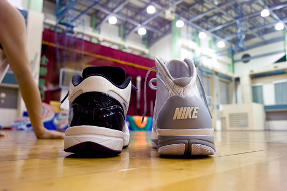 Nike Hyperize - White - Metallic Silver - SneakerNews.com