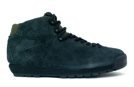 Nike Air Magma ACG - Black - Dark Loden - SneakerNews.com