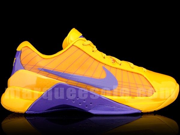 Nike Hyperdunk Low - Snake Pool - SneakerNews.com