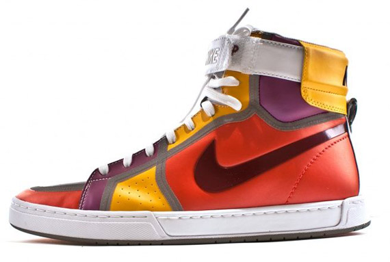 Nike Air Fly Top Quickstrike - Holiday 2009 - SneakerNews.com