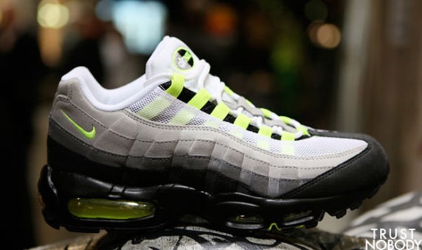 Nike Air Max 95 - Neon - Available in Europe - SneakerNews.com