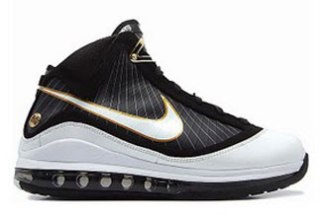 Nike Air Max LeBron VII (7) - SneakerNews.com