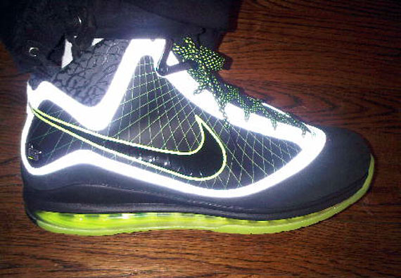 DJ Clark Kent x Nike Air Max LeBron VII (7) - '112' Edition ...