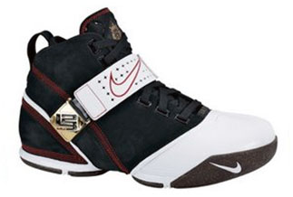 Nike Zoom LeBron V (5) - SneakerNews.com