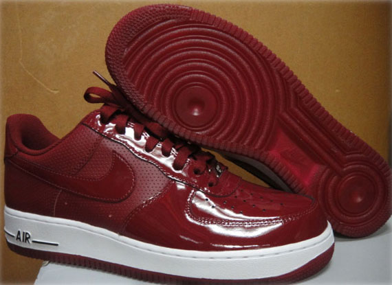 Nike Air Force 1 Low - Team Red | Available on eBay - SneakerNews.com