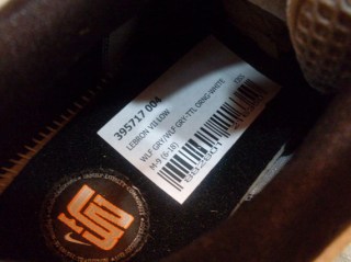 Nike LeBron VII Low - Wolf Grey - Total Orange - Sample - SneakerNews.com