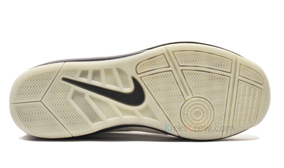 Nike Air Max Hyperize NFW - Glow In The Dark - SneakerNews.com