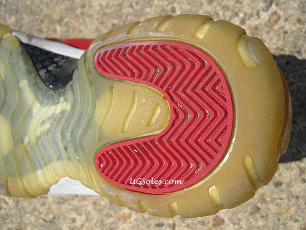 How To Restore Yellowed Soles with Sea Glow - SneakerNews.com