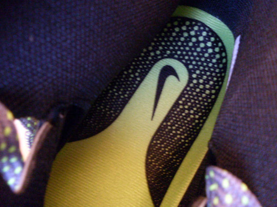 Nike Hypermax 2010 - Dark Grey - Black - Volt - SneakerNews.com