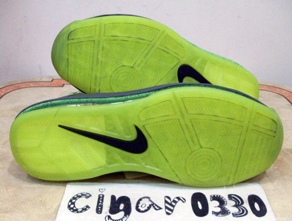 Nike Hypermax 2010 - Dark Grey - Black - Volt - SneakerNews.com