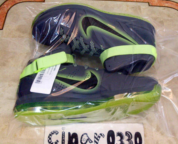 Nike Hypermax 2010 - Dark Grey - Black - Volt - SneakerNews.com