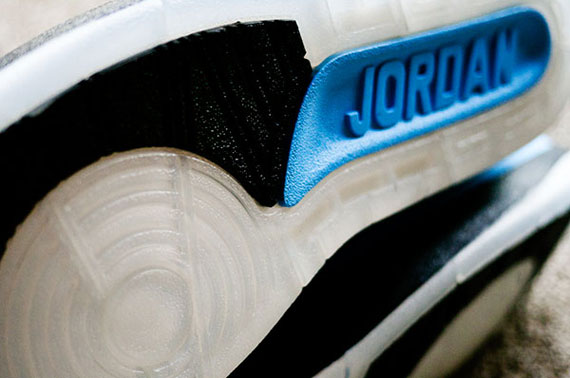 Air Jordan II (2) Retro QF - University Blue - Black | Detailed Images ...