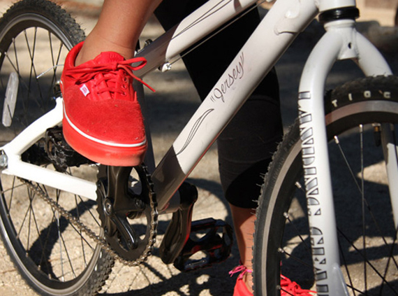 UNDFTD x Vans Hernan Era LX - New images - SneakerNews.com