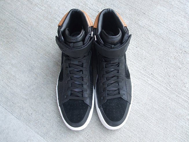 Nike Air Flytop - Black - Swan - SneakerNews.com