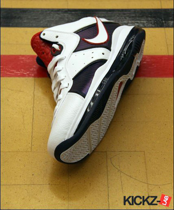 Nike Air Max LeBron VIII (8) - USA | Detailed Images - SneakerNews.com