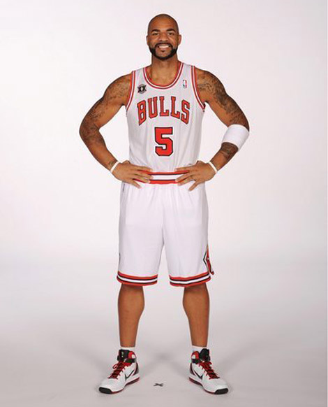 Nike Air Max Hyperdunk 2010 - Signed Carlos Boozer Bulls PE ...