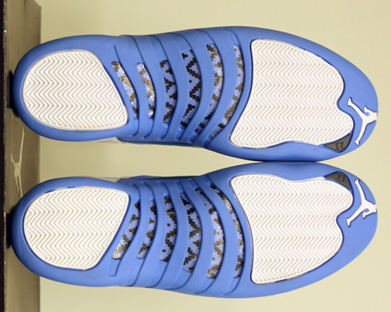 Air Jordan XII (12) – Carmelo Anthony Home PE - SneakerNews.com