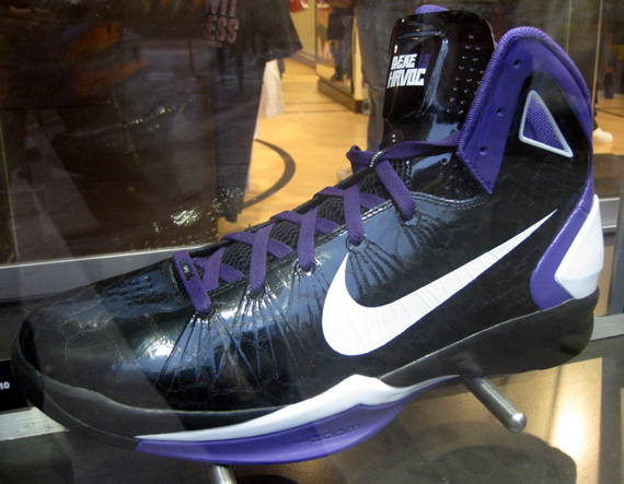 Nike Basketball Signature & PE Display @ Nike HK - SneakerNews.com