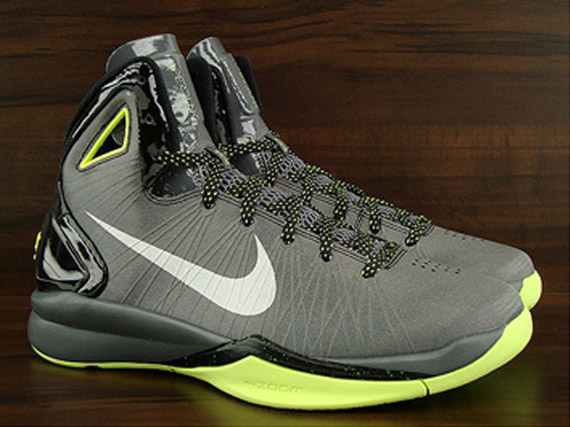 Nike Hyperdunk 2010 – Black – Metallic Silver – Volt | Available on ...