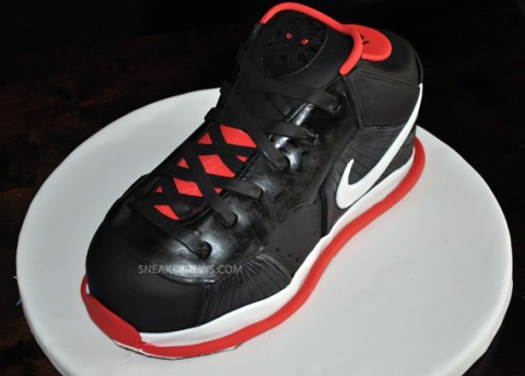 Nike LeBron 8 Sneaker Cake - SneakerNews.com