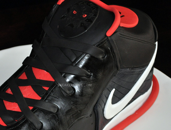 Nike LeBron 8 Sneaker Cake - SneakerNews.com