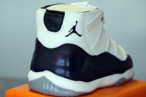Air Jordan XI 'Concord' Sneaker Cake - Step-by-Step Process ...