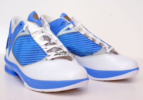 Air Jordan XX1 & 2009 – UNC Player Exclusives - SneakerNews.com