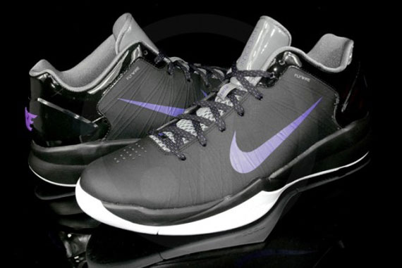 Nike Hyperdunk 2010 Low - Black - Varsity Purple - Cool Grey ...