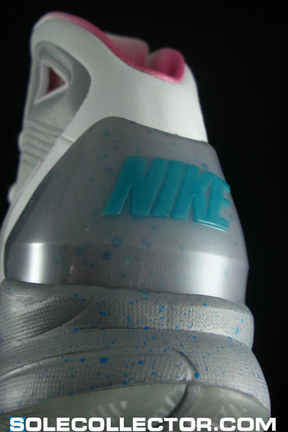 Nike Hyperdunk 2010 'McFly' - SneakerNews.com