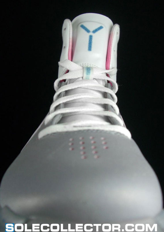 Nike Hyperdunk 2010 'McFly' - SneakerNews.com