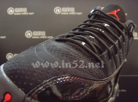 Nike LeBron 8 V1 'Dunkman' Sample - New Images - SneakerNews.com
