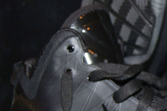 Nike LeBron VII P.S. - Black Wear-Test Sample - SneakerNews.com