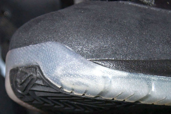 Nike LeBron VII P.S. - Black Wear-Test Sample - SneakerNews.com