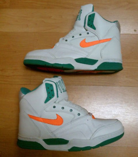 Nike Quantum Force II High - White - Clockwork Orange - Bright Green ...