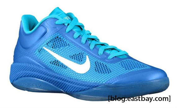 Nike Zoom Hyperfuse Low - Photo Blue - Chlorine Blue - SneakerNews.com
